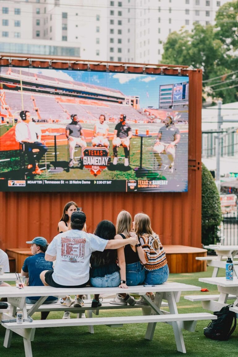 10 Places for Students to Tailgate UT Football Games in Austin (Updated ...
